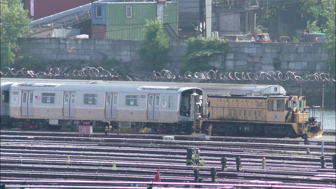 NYC Subway HD: Bombardier R179 Pilot Set Silent Photo Montage @ 207th ...