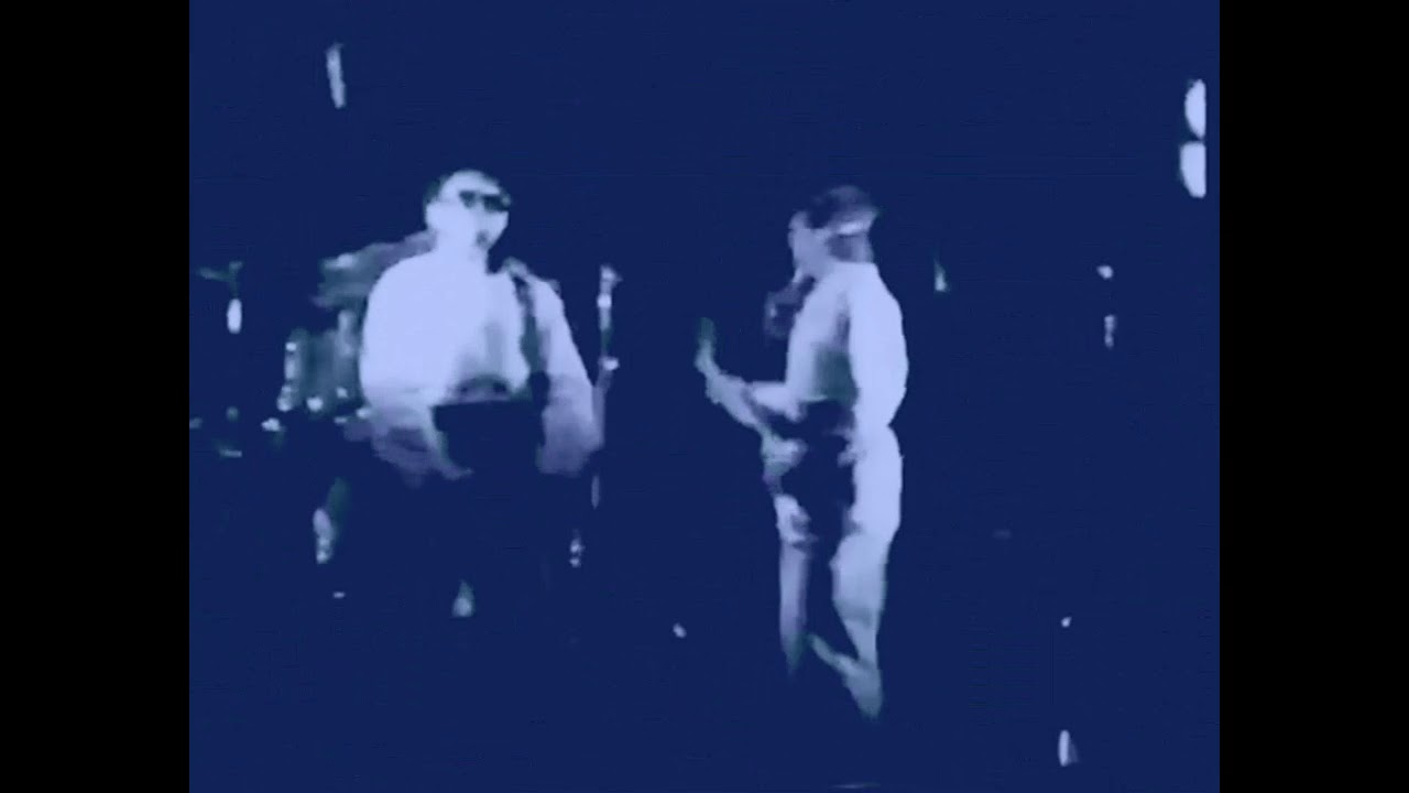 Devo NJ 1978 Can'nt Get No Satisfaction - YouTube
