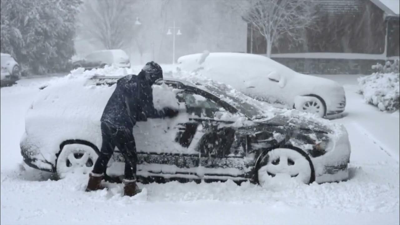 Buffalo snowstorm 2022, Unbelievable Hazard - YouTube