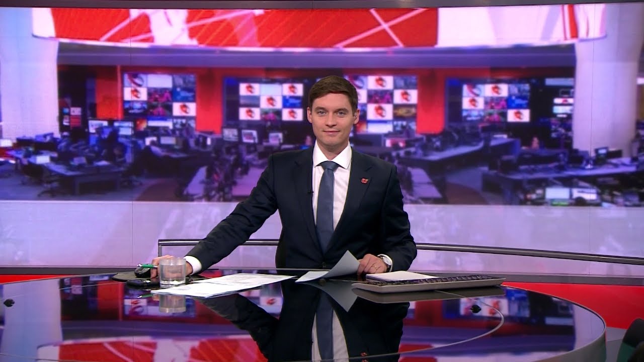 BBC News (00BST - Headlines & Intro - 30/10/22) [1080p50] - YouTube