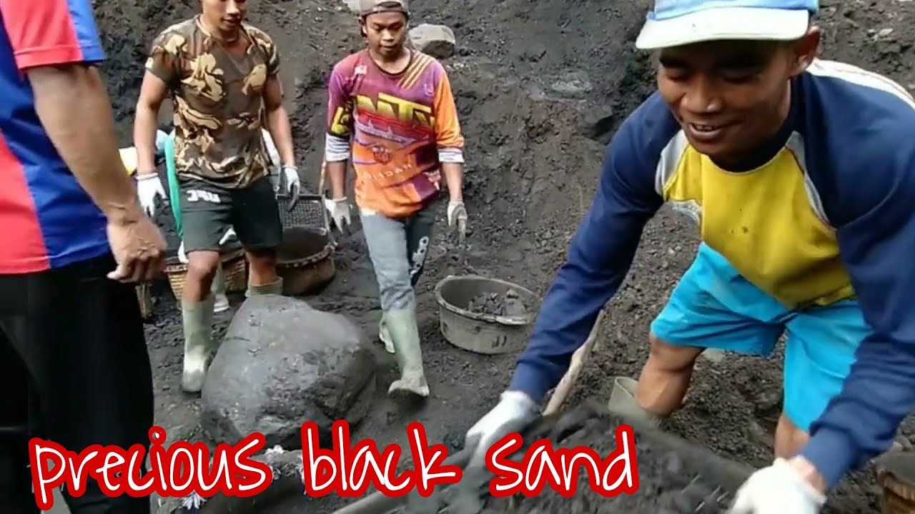 mining black sand‼️heavy worker - YouTube