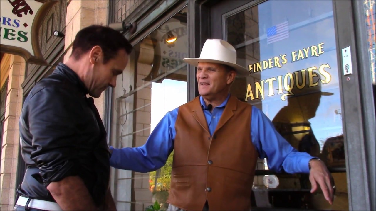 CLASS Artist Darrell Troppy - YouTube