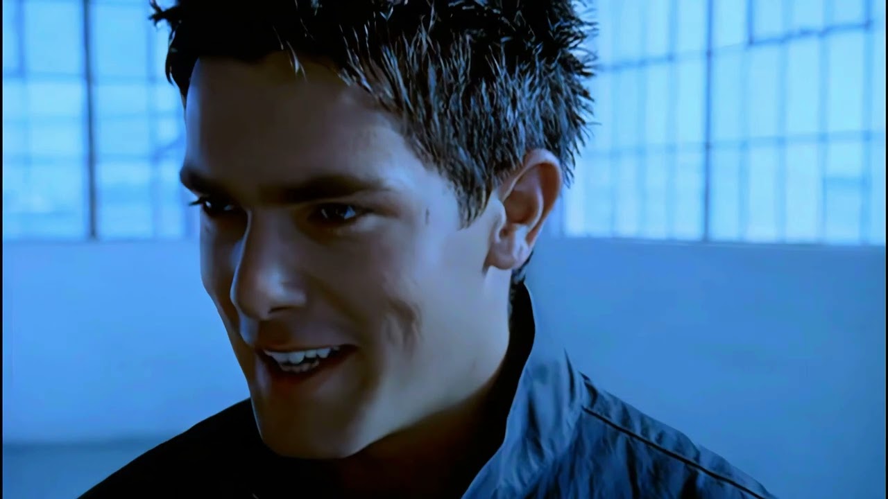 BBMak - Back Here 4K 2160p HD HQ - YouTube