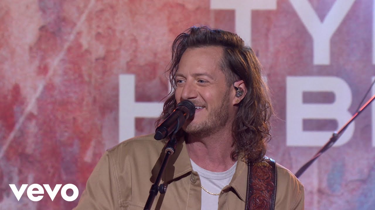 Tyler Hubbard - Back Then Right Now (Live From The Today Show) - YouTube