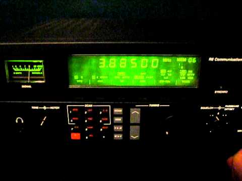 Drake R8 Receiving 75 meter AM - YouTube