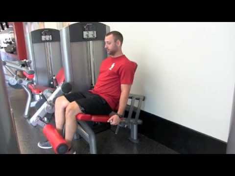 Life Fitness Leg Extension - YouTube