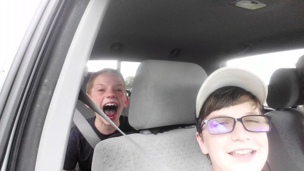 Annoying boys - YouTube