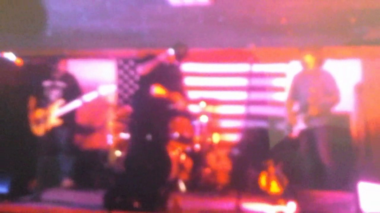 BIG BAD RABBIT CLUB NELA - YouTube