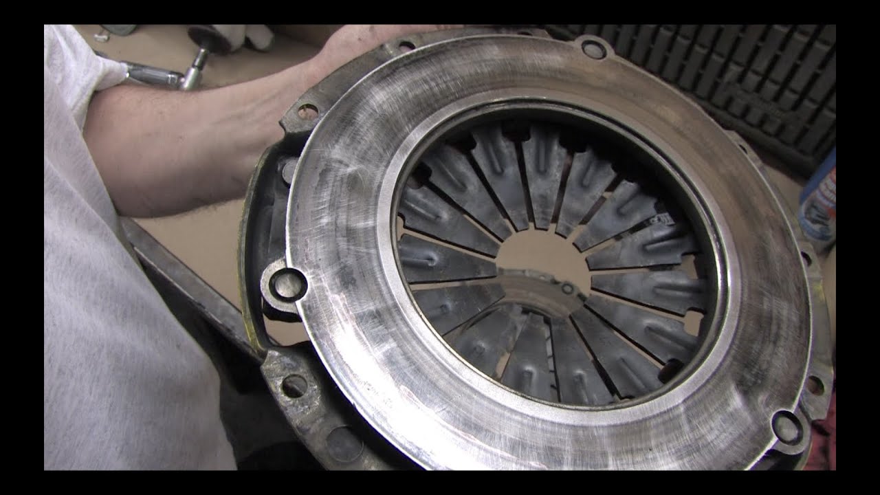 Install Clutch in a 1g Turbo DSM swapped Elantra - YouTube