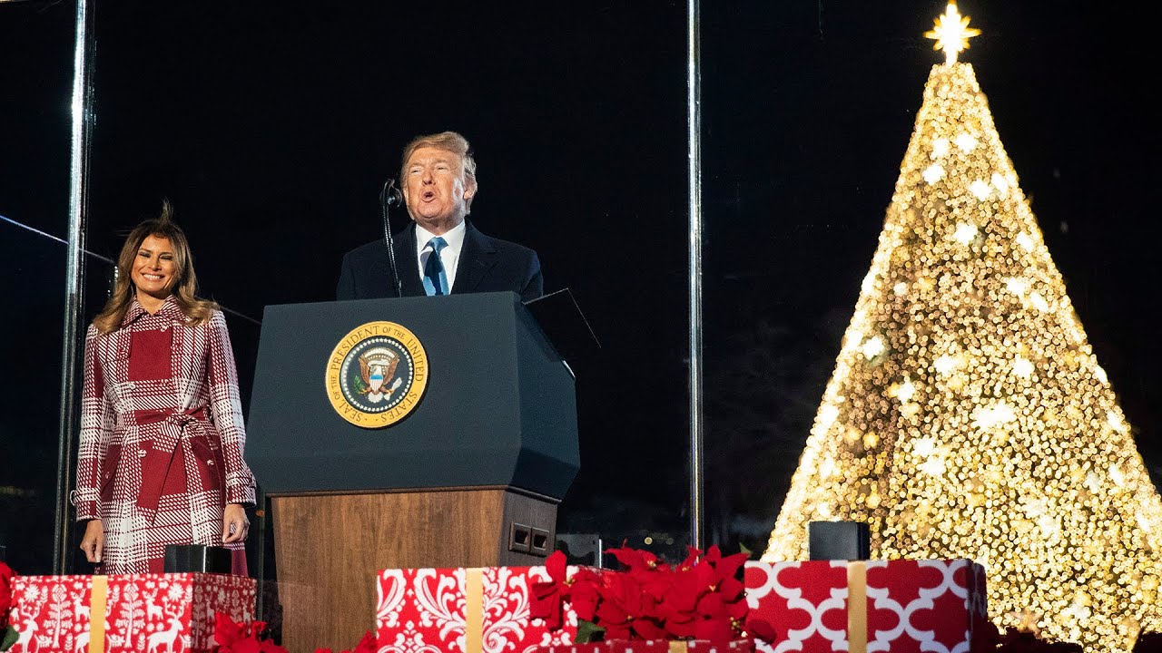 U.S. President Trump and first lady Melania Trump light National ...