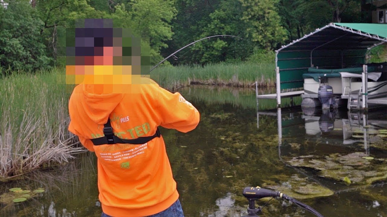 FAMOUS Rapper Goes Fishing! (BIG FISH) - YouTube