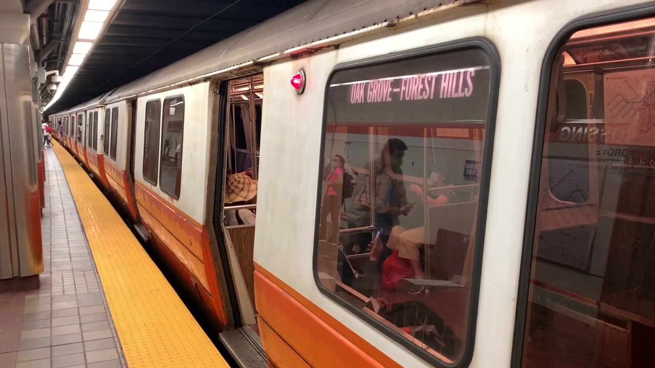 4 MBTA Orange Line trains at Downtown Crossing 7/2/20 - YouTube