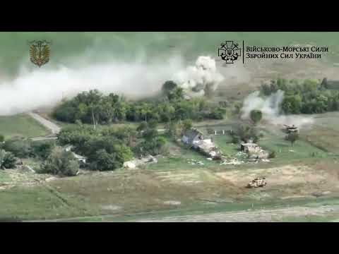 Ukrainian tank and BMC Kirpi MRAP in action at Kostromka, Kherson Oblast (September 2022)