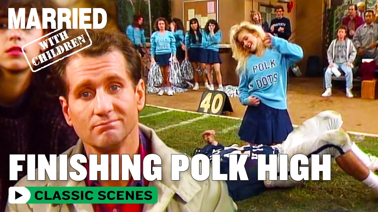 Kelly Finishes Polk High | Married With Children - YouTube