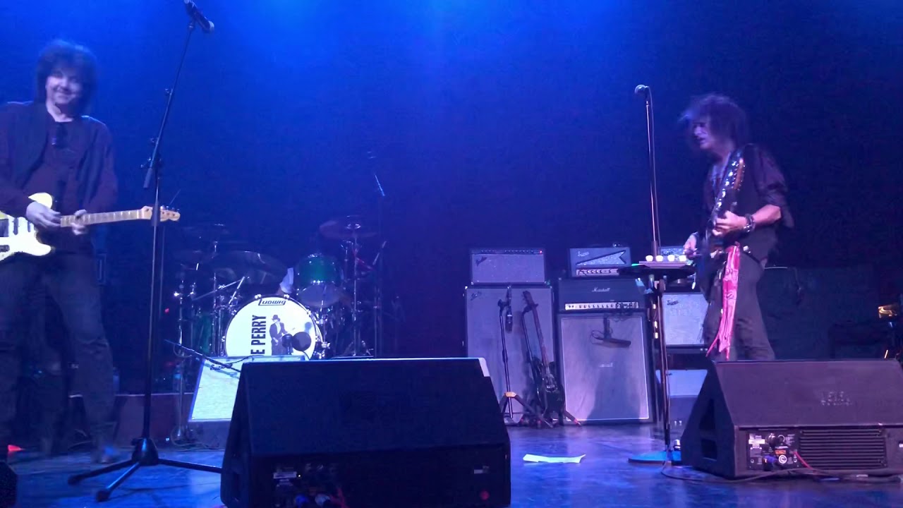 Joe Perry: East Coast West Coast (w/Charlie Farren & Brad Whitford ...