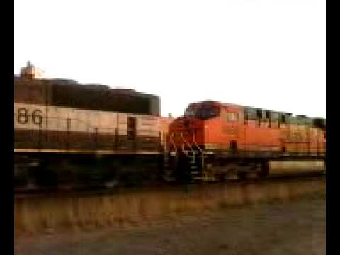 Saginaw, TX - BNSF 5958 - 12/31/2008 (BNSF_5958_9586_SAG_123108.mp4) - YouTube