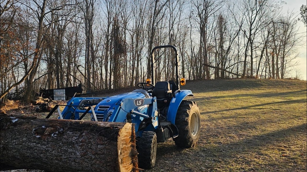 Big day in the woodyard, Moving saw logs to the mill. - YouTube