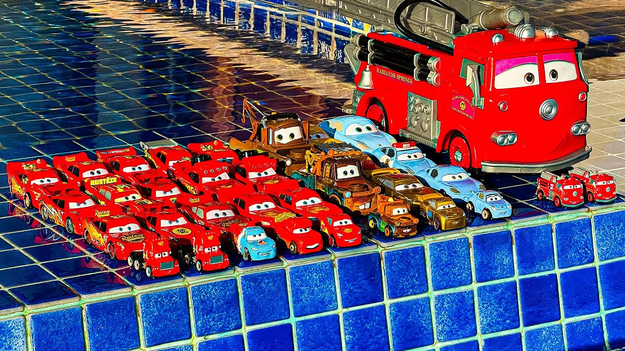Disney Pixar Cars falling into deep pool, Lightning McQueen, Tow Mater ...