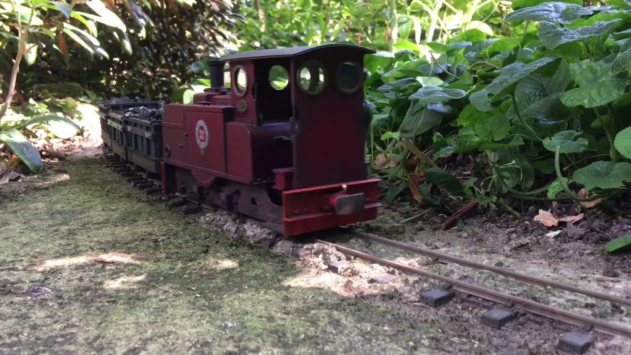 Ruston Proctor ZLH & Penrhyn Coal Wagons - YouTube
