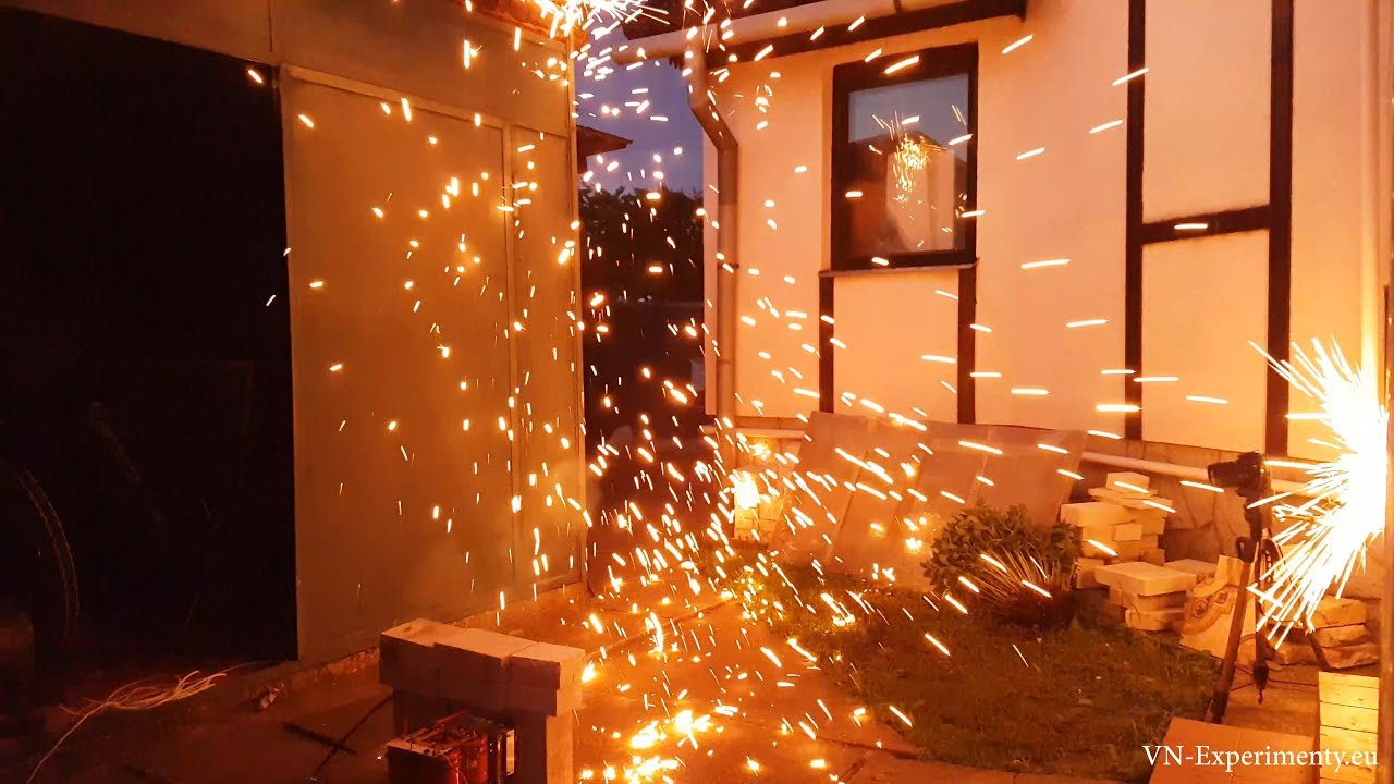 Exploding steel wires and thin copper wire of 0,25mm - 3,2kJ - YouTube
