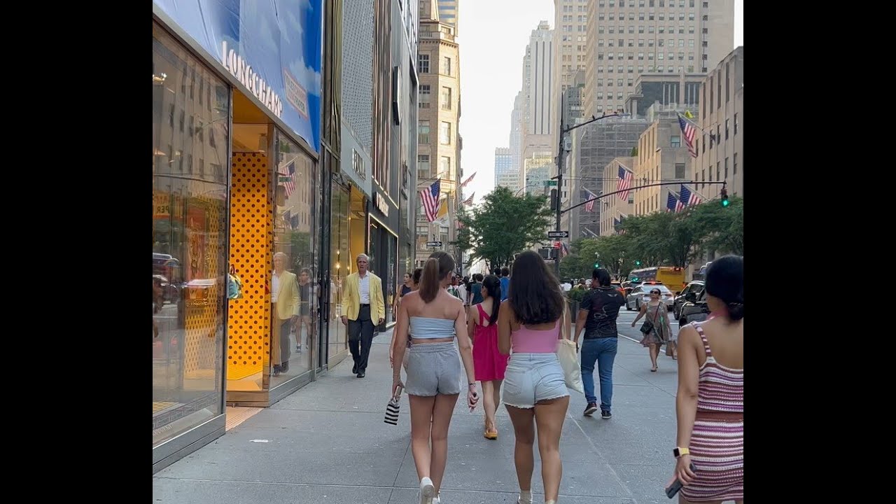 NYC | The Rich New York City - Walk from Central Park to 42nd Street on ...