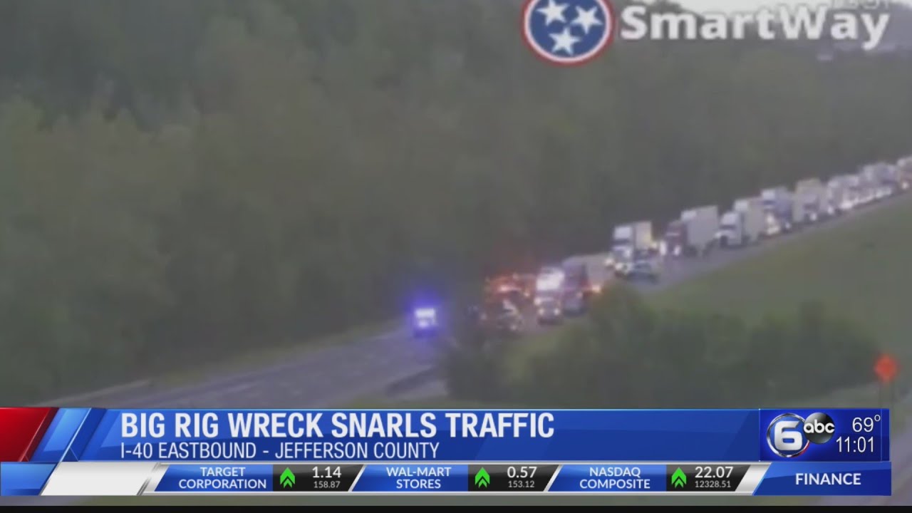 Wrecks causes heavy traffic in Jefferson County - YouTube