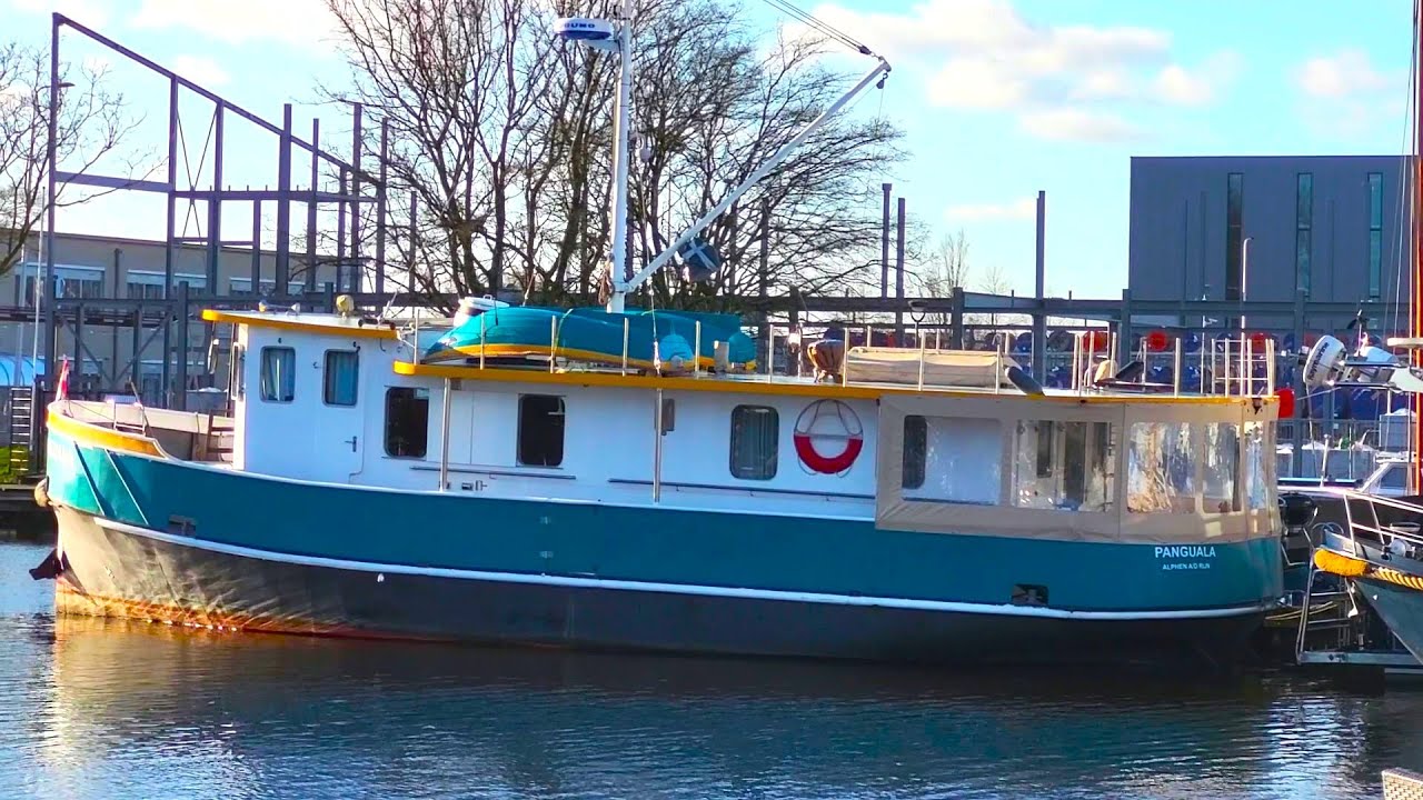 PANGUALA, Pleasure craft. 1956. Old Dutch Ship. LIBBEN 1961 - YouTube