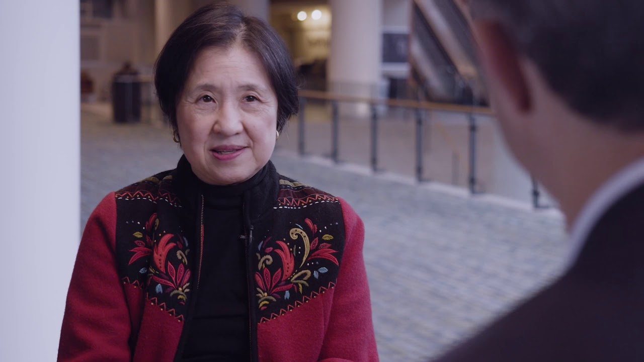 Deborah Leong, PhD: Helping Children Use Tools of the Mind - YouTube