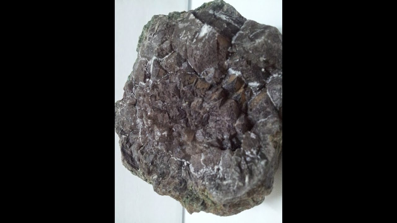 kimberlite with rough diamonds and a range of gemstones - YouTube