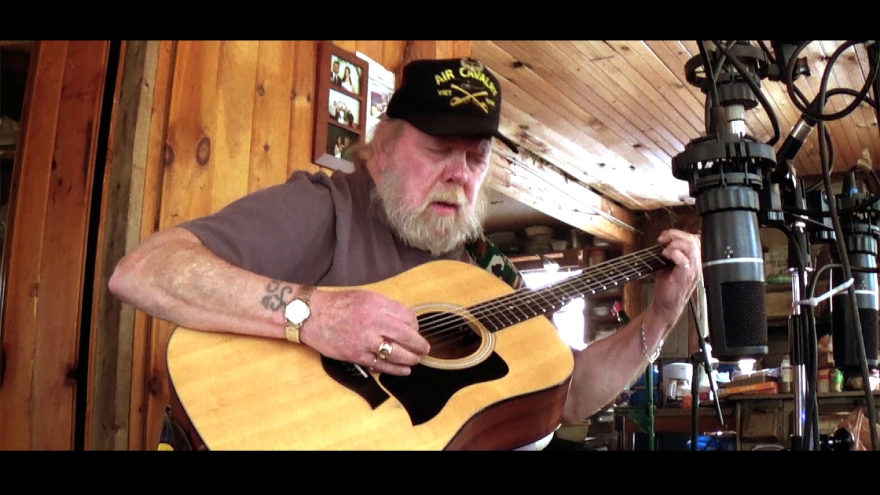 BRUCE MORRIS IN MOSCOW APRIL 2018 WORKIN' MAN BLUES - YouTube