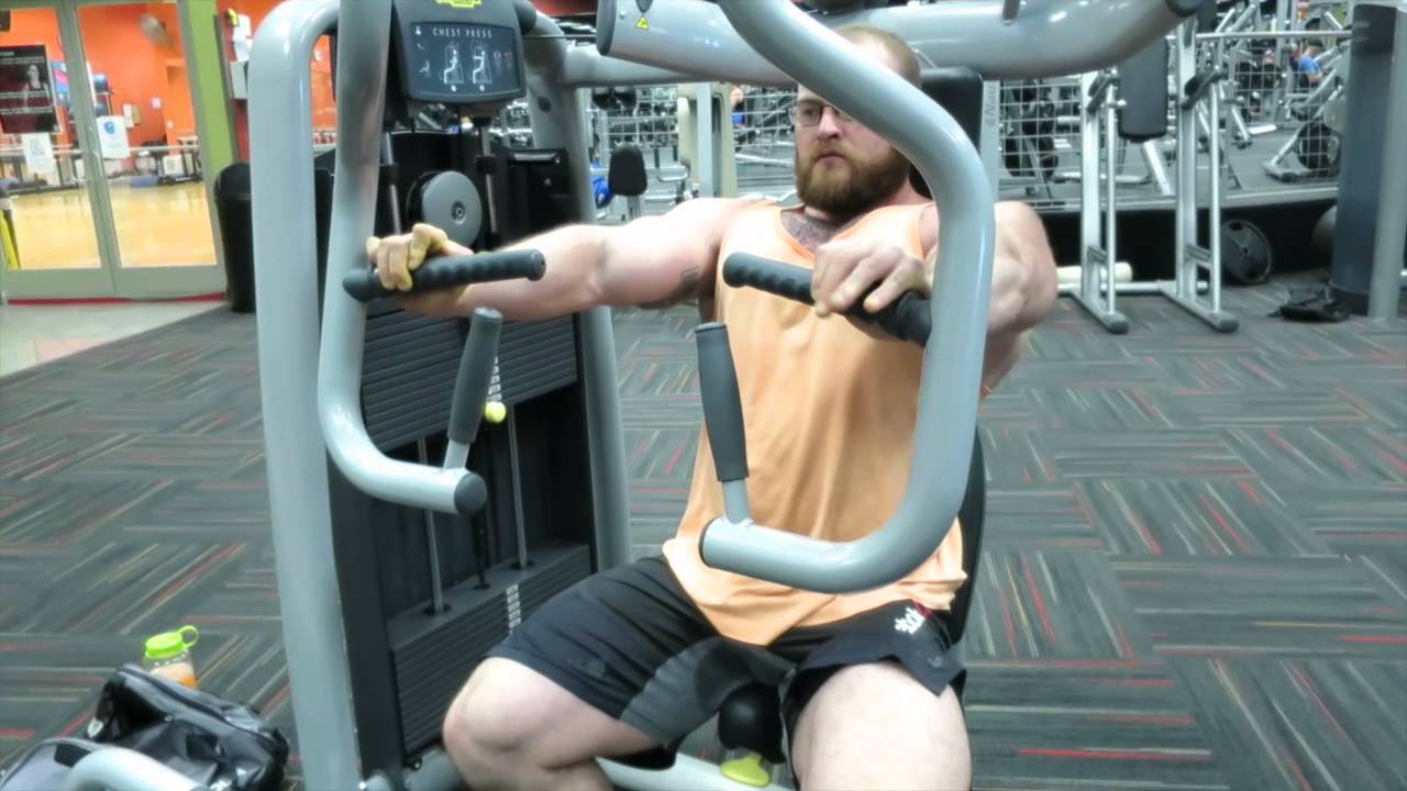 Tong Strong Chest and Delts 8/31/2015 - YouTube