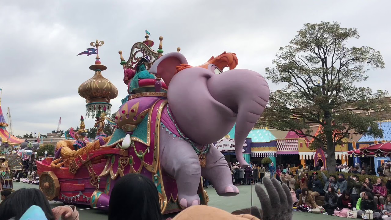 Tokyo Disneyland - Aladdin and Princess Jasmine (Happiness is here ...