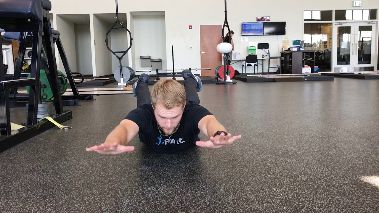 Superman w/ Scap Retraction - YouTube