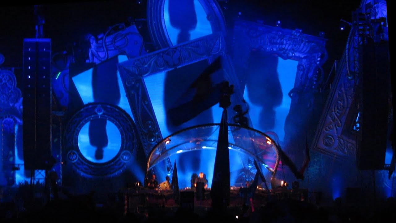 Tchami - TomorrowWorld 2015 - Untrue - YouTube