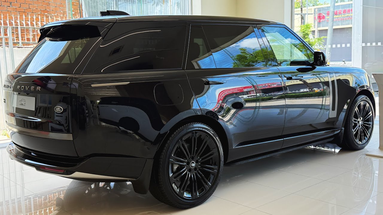 New Land Rover LWB SE 2025! Review Interior and Exterior - YouTube