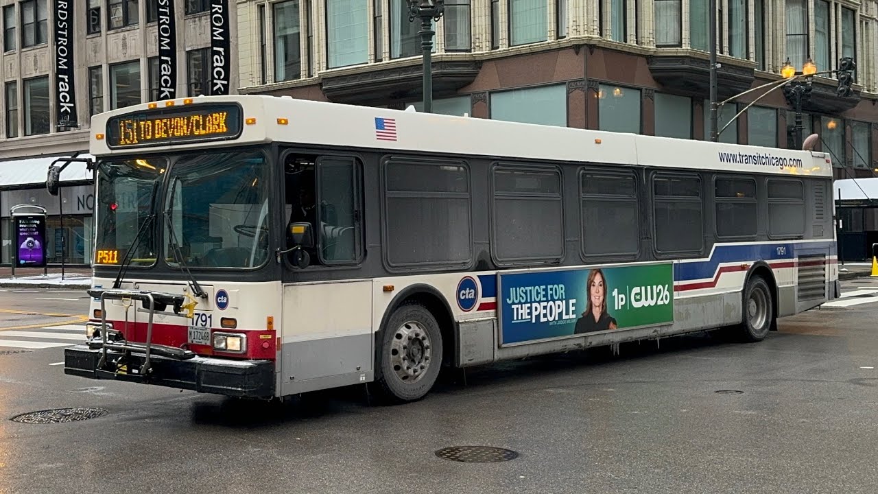 CTA Buses In Action #15 (First Action Of The New Year) - YouTube