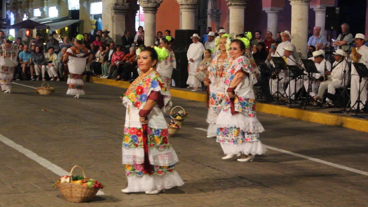 Jarana Dance in Vaqueria Yucateca - Dance with Fruit Basket - YouTube