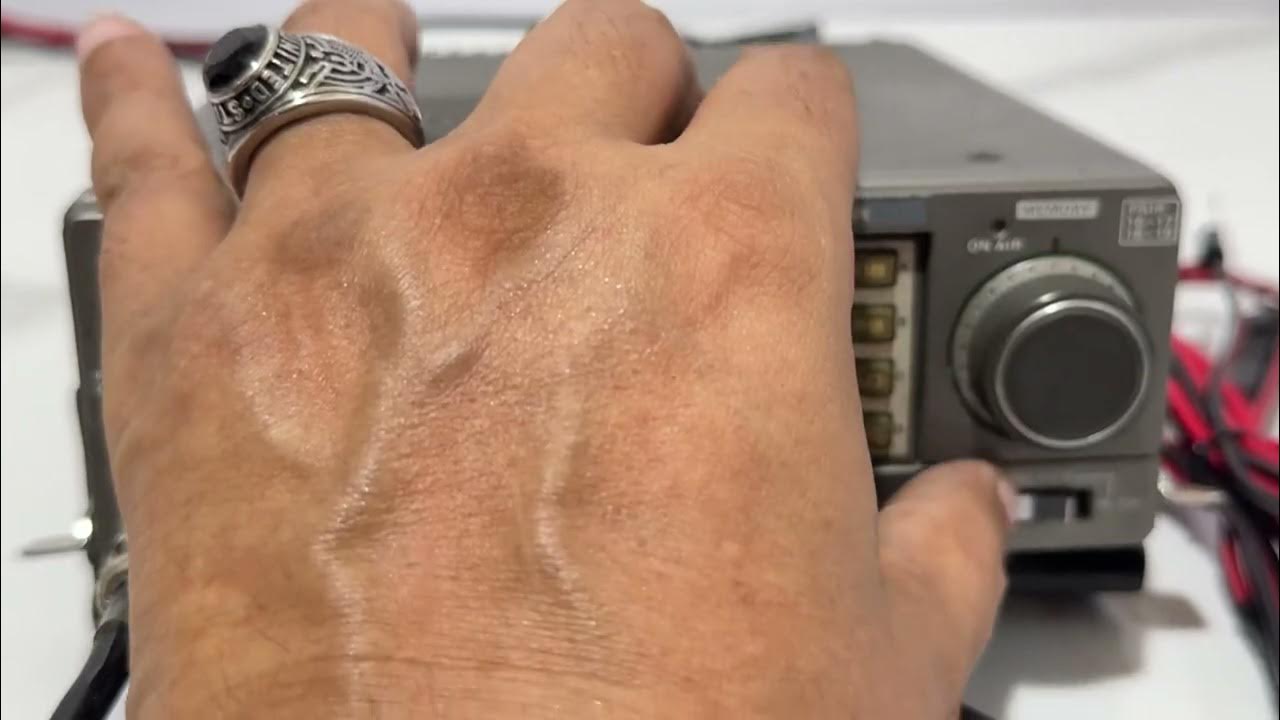 Trio TR-7950 VHF/2m 46W Open Freq - YouTube