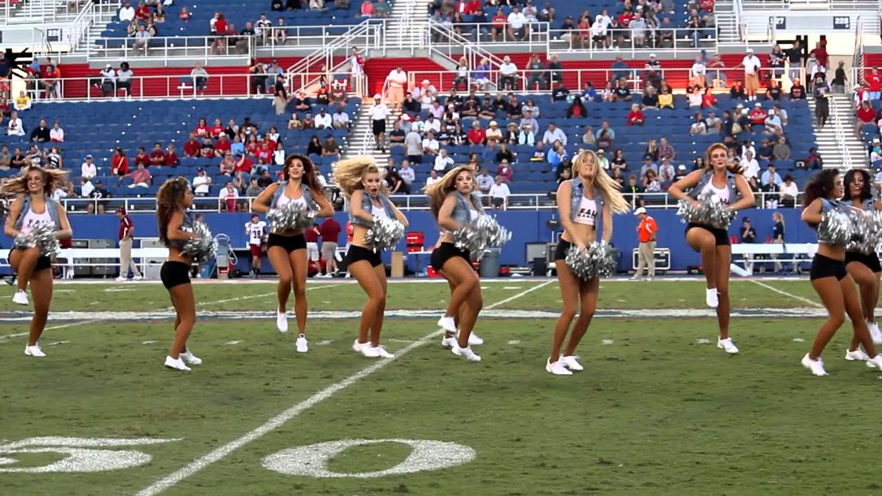 FAU Dance Team (FAU vs. Troy) - YouTube