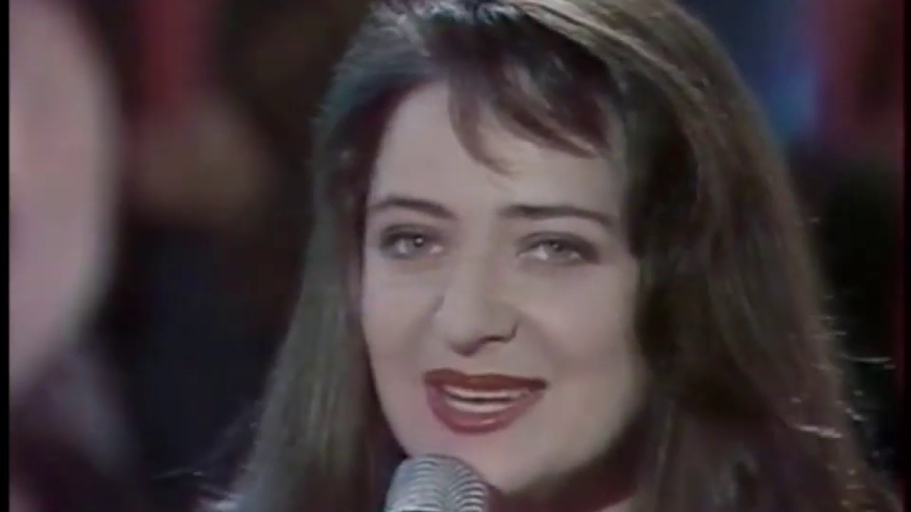 Basia - an interview 1988, Childéric show, Time and Tide era - YouTube