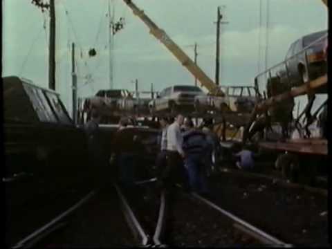 StateRail - Early 1980's news artical Enfield Yard - YouTube