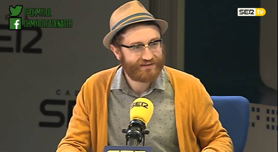 ACDEM12: Manuel Burque descubre Jackass. Cadena SER - YouTube