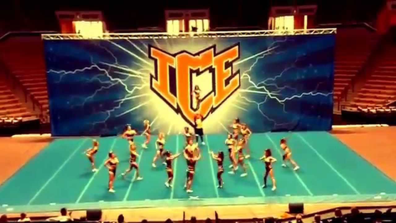 ICE Showcase 2015 Vlog - YouTube