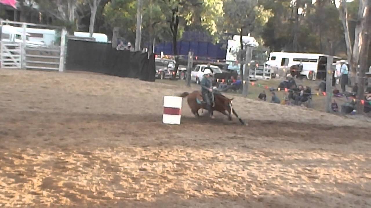 Stanthorpe Rodeo - 2nd Place Junior Barrels - YouTube