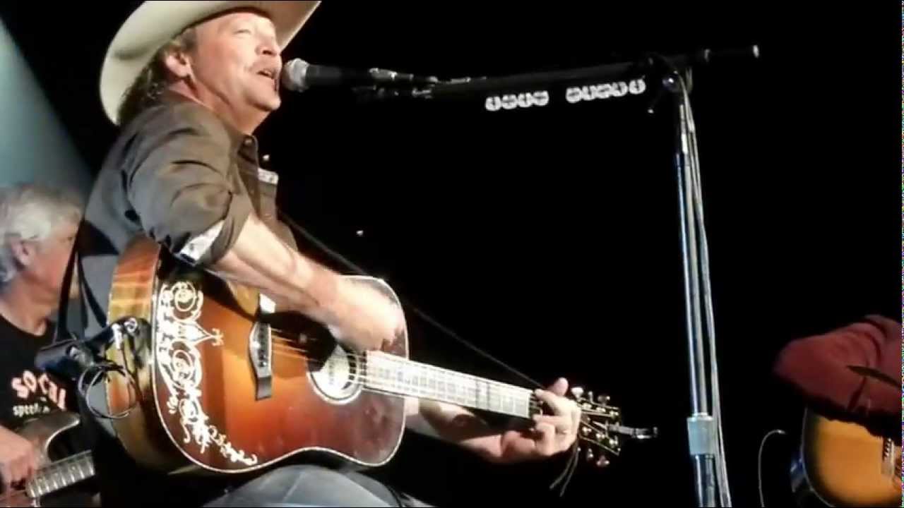 Alan Jackson in Springfield, IL - YouTube