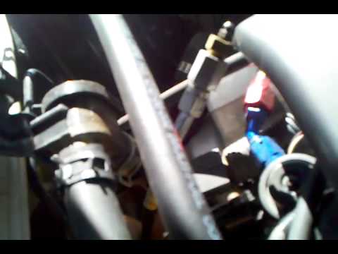 Closeup of 1UZ V8 in the Cressida Engine Bay - YouTube