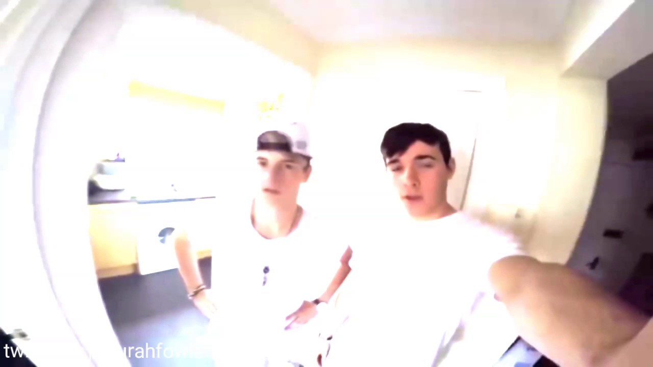 RANDY MOMENTS (Rye Beaumont and Andy Fowler) - YouTube