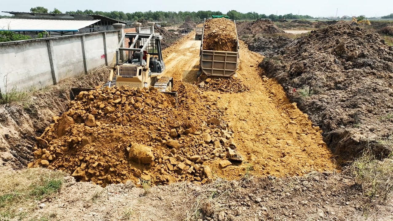 Good Job 100% Complete First Layer Road Foundation Construction ...