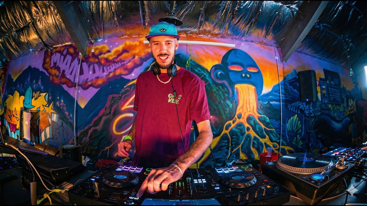 Cosmo | Afro DJ Set @ High Vibes Party - YouTube