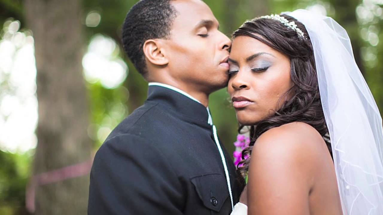 Wedding Photographer Intro Video Sample - YouTube